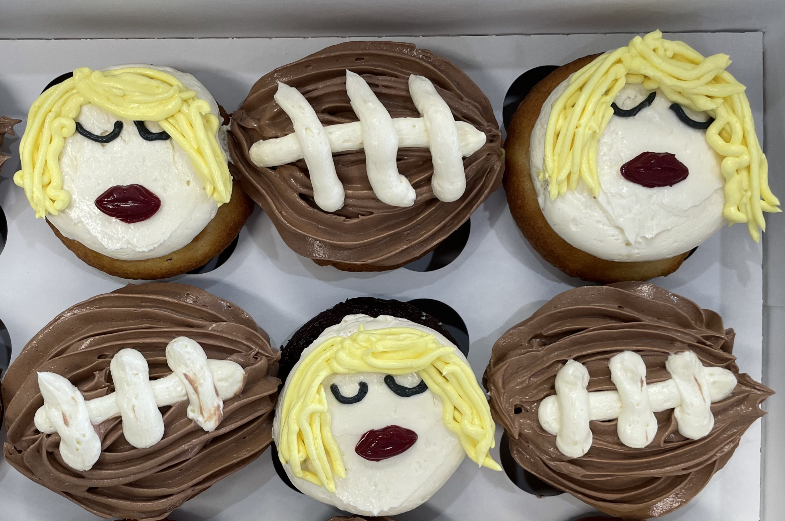 Big game characters (6 pack) | Bonkers Cupcakes